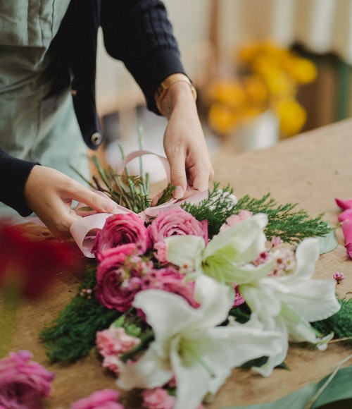 Flowra - Florist and Flower Shop Theme